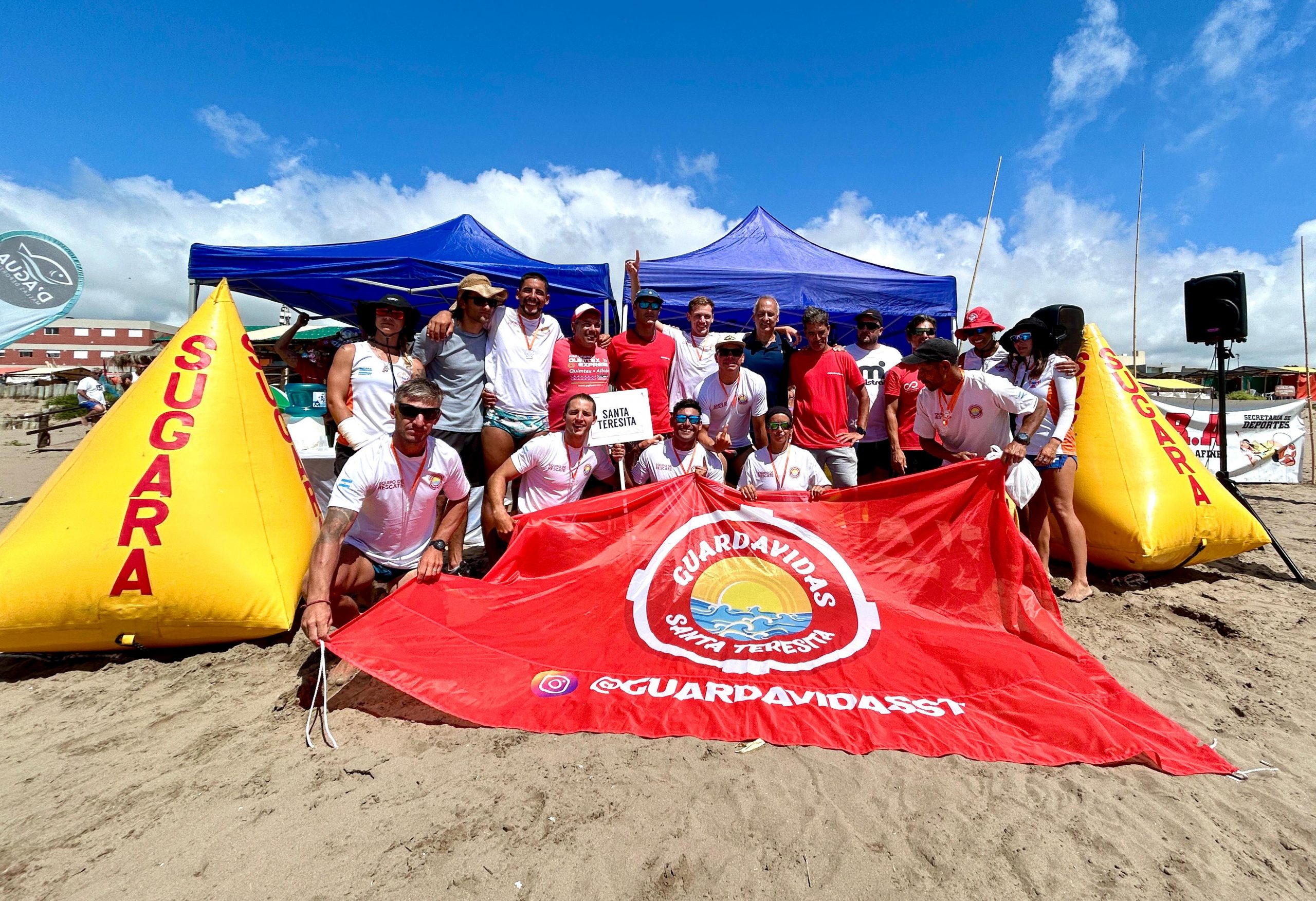 Guardavidas de localidades costeras participaron de una competencia de ...